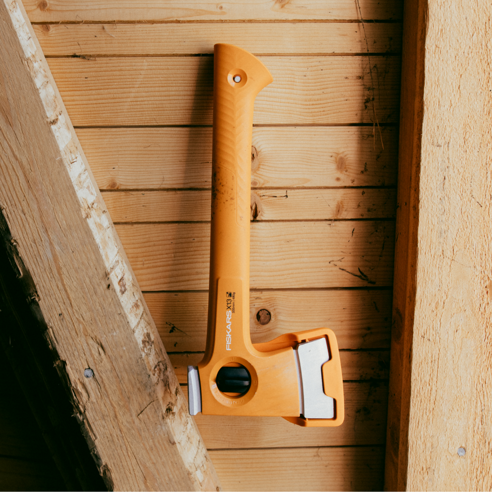Buy Axes for Wood Preparation | Fiskars